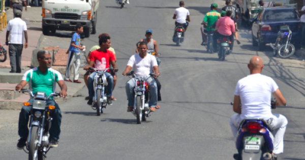 Dominikanische Republik: Mehr als 1 Mio. Zweiräder haben kein ...